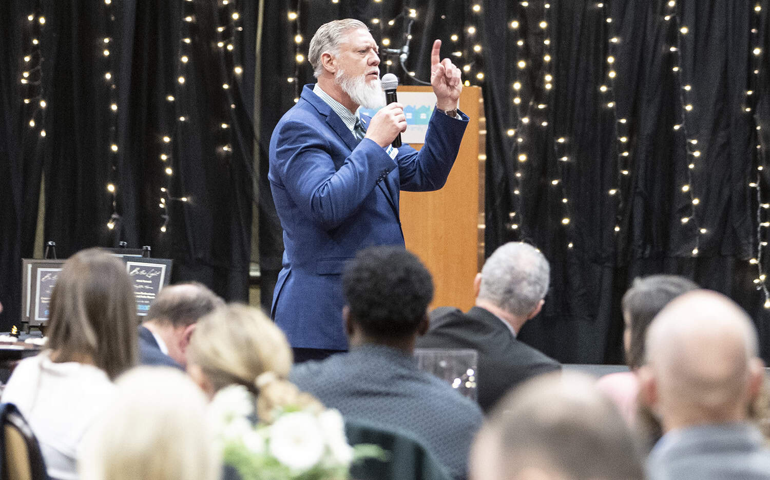 Hoyleton’s ‘Be the Light’ Honors Volunteers, Raises $94,000 for ...